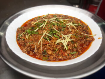 28 Extraordinary Pakistani Foods To Try And Love 2023